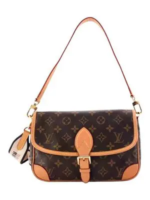 LOUIS VUITTON Monogram Canvas Diane Nm Handbag - Brown