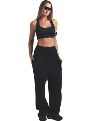 SKIMS Racerback Bra | Black | | Nike Shine - Obsidian