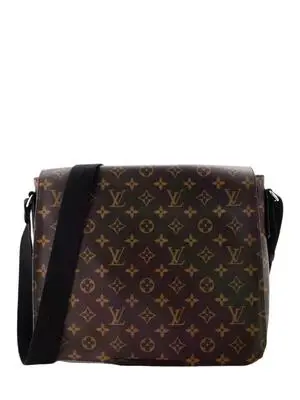 LOUIS VUITTON District Messenger Bag Macassar Monogram Canvas Mm Crossbody Bag
