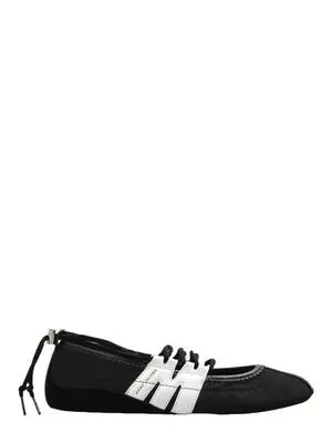 Marc Jacobs Round Toe Ballet Flats - Black