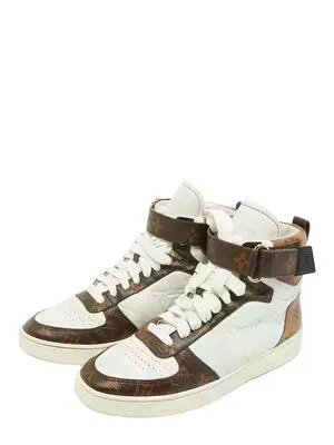 LOUIS VUITTON Boombox Monogram Reverse Sneakers