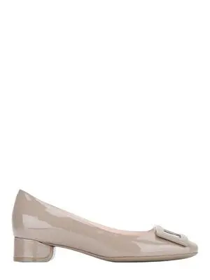 ROGER VIVIER ROGER VIVIER Buckled Round Toe Pumps