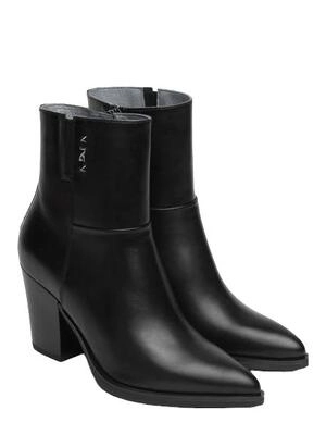 NEROGIARDINI Pointed Toe Western Bootie With Block Heel - Black