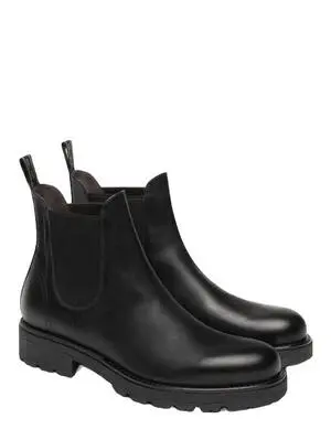 NEROGIARDINI Leather Chelsea Boots With Lug Sole - Black
