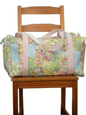 MODERN PRAIRIE Garden Collage Patchwork Duffle Bag - Green