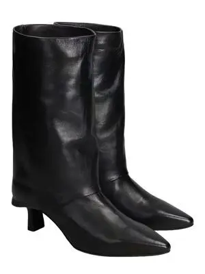 THE SELLER Fold-over Pointed-toe Boots - Black