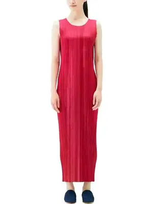 Issey Miyake Basics Pleated Sleeveless Maxi Dress - Red