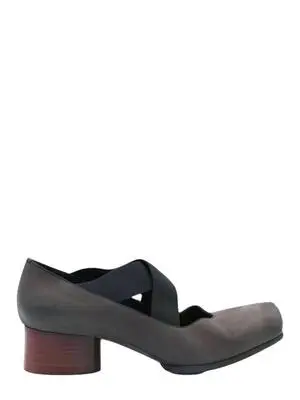 UMA WANG Cross-strap Leather Pumps - Brown