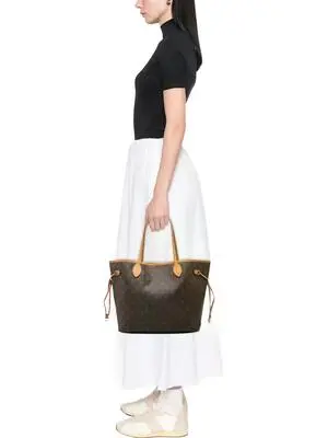 LOUIS VUITTON Monogram Neverfull Mm Tote Bag - Brown