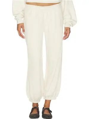 SKIMS Drapey French Terry Cropped Low Rise Jogger - Buff