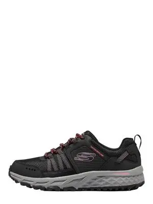Sketchers Outdoor Trekking Low Top Sneakers - Black/red/grey