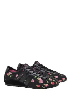 Marc Jacobs The Vintage Floral 400 Bleecker Runner In Size Black Multi