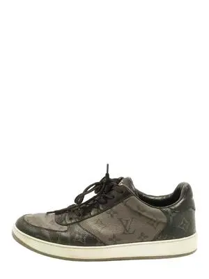 LOUIS VUITTON Eclipse Monogram Sneakers - Black