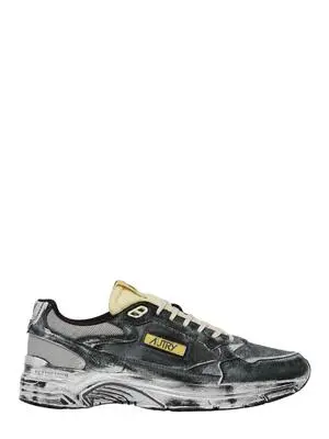 AUTRY Hyperway Suede Sneakers With Distressed Effect - Black