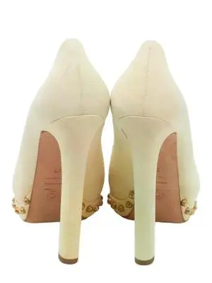 ALEXANDER MCQUEEN Alexander McQueen Cream Suede Skull Platform Pumps