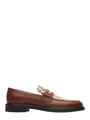 Burberry Leather Pembroke Loafers - Brown