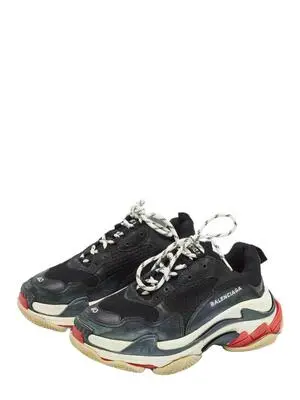 Balenciaga Triple S Low-top Sneakers Black