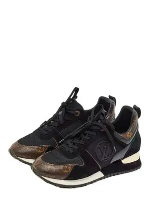 LOUIS VUITTON Louis Vuitton Run Away Sneakers With Gold-Tone Logo Plaque Black