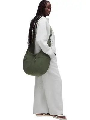 Lululemon Extra-large Slouchy Shoulder Bag 24l - Sassy Sage