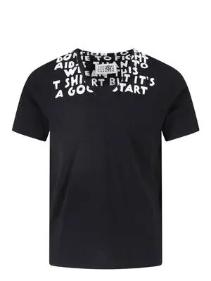 MAISON MARGIELA Graphic V-neck Short-sleeve T-shirt - Black