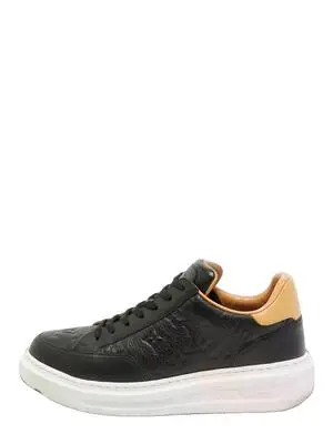 LOUIS VUITTON Beverly Hills Monogram Sneakers - Black