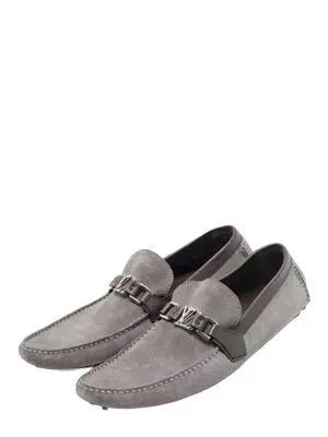 LOUIS VUITTON Suede Hockenheim Loafers With Initialen Plaque - Grey