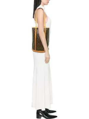 LOUIS VUITTON Monogram Gm Bucket Bag - Brown
