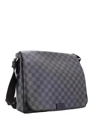 LOUIS VUITTON Louis Vuitton Damier Graphite Messenger Bag
