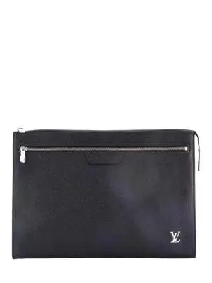 LOUIS VUITTON Louis Vuitton Zip Pochette Taiga Leather 24 Heures Clutch Bag Black