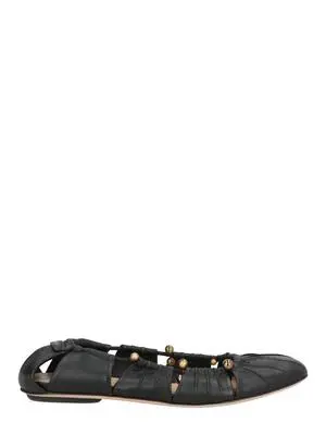 Chloé Round Toe Ballet Flats With Embellishments - Black