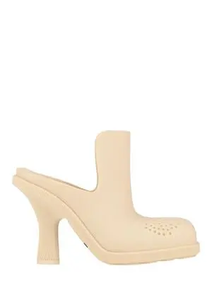 Burberry Pointed Toe Mules With Logo Appliqu - No