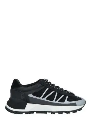 MAISON MARGIELA Low Top Trainers - Black