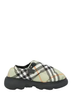 Burberry Plaid Padded Low Top Casual Shoes - Black