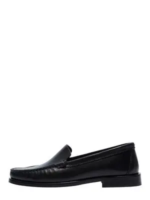 AeydĒ Glossy Slip-on Loafers - Black