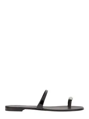 GIUSEPPE ZANOTTI Flat Patent Leather Thong Sandals With Rhinestone Ring - Black