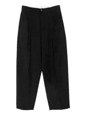 TELA Pleated Detail Cropped Trousers - Black