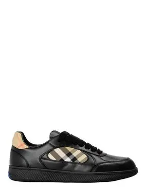 Burberry Low Top Sneakers With Iconic Check Detailing - Black