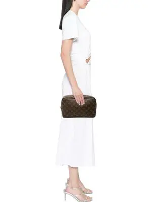 LOUIS VUITTON 1990 Monogram Trousses Toilette 28 Clutch Bag - Brown