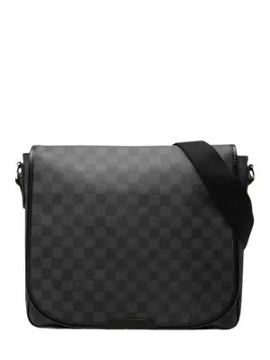 LOUIS VUITTON Damier Graphite Daniel Mm Crossbody Bag - Black