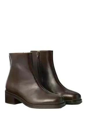 LEMAIRE LEMAIRE Piped Ankle Boots In Shiny Buffalo Leather