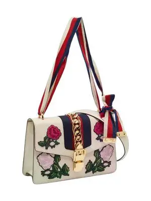 Gucci Sylvie Floral Embroidered Shoulder Bag - Neutrals