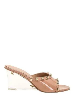 Valentino Garavani 80mm Rockstud Patent Leather Mules - Nude