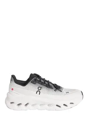 On Cloudtilt Trainers - Black