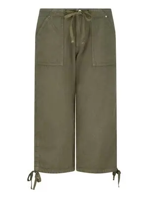 LOVE AND NOSTALGIA Capri Pants - Green