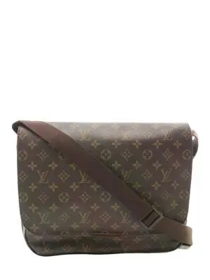 LOUIS VUITTON Beaubourg Monogram Messenger Bag - Brown