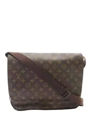 LOUIS VUITTON Beaubourg Monogram Messenger Bag - Brown