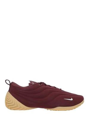 Nike Textile Fibers Sneakers - Red