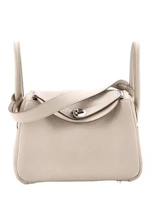 HERMÈS 26 Lindy Bag Clemence