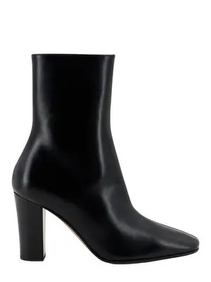THE ROW Cindy Leather Ankle Boots - Black