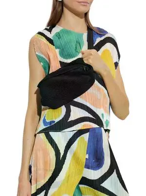 Issey Miyake Pleated Shoulder Bag - Black